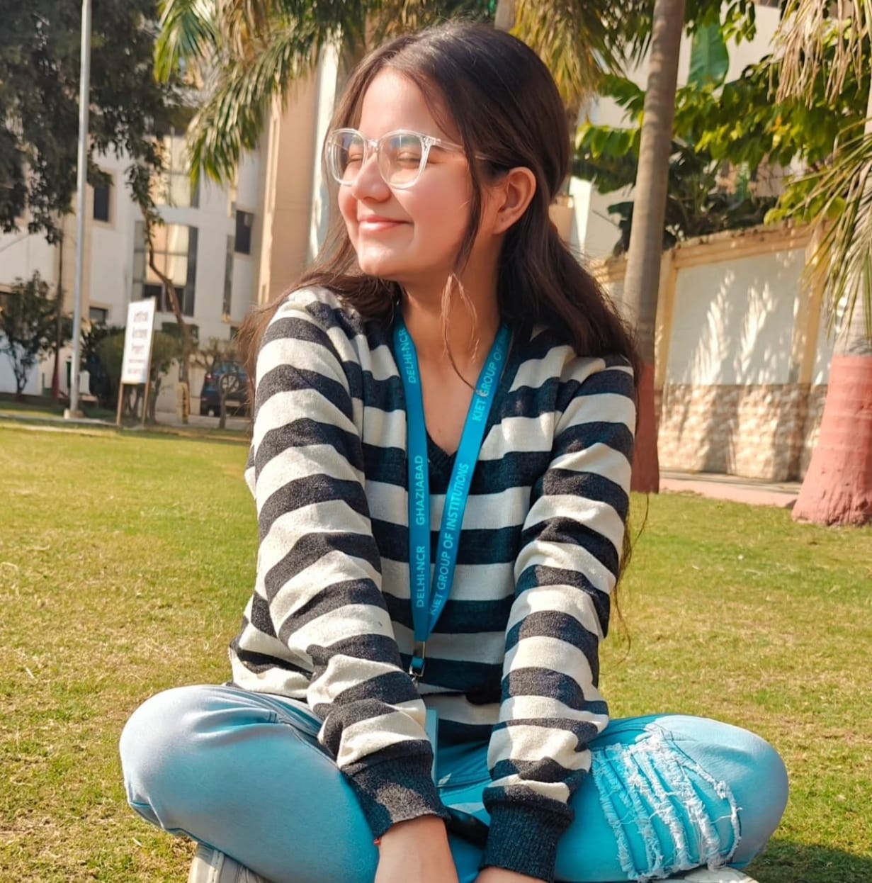 Simran Tyagi | UI/UX & Graphic Designer Portfolio